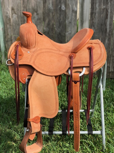 Custom Saddles – The Saddle House