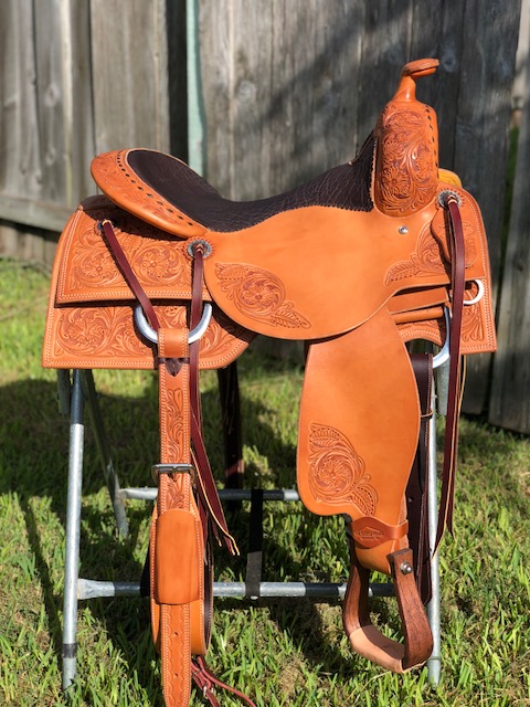 Custom Saddles – The Saddle House