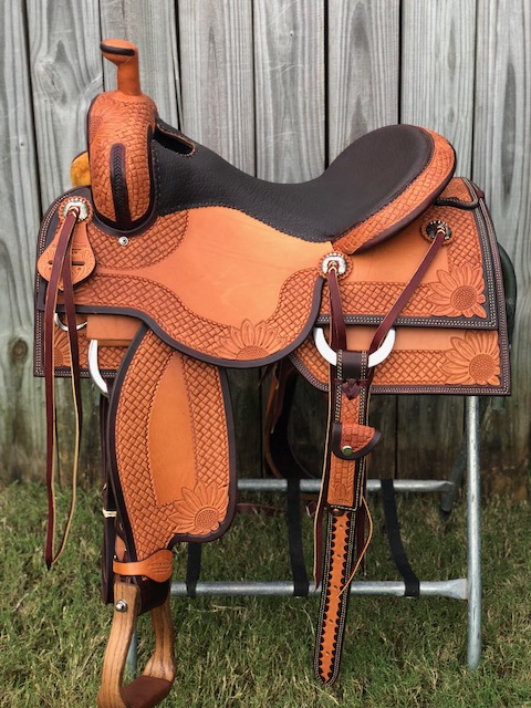 Custom Saddles – The Saddle House