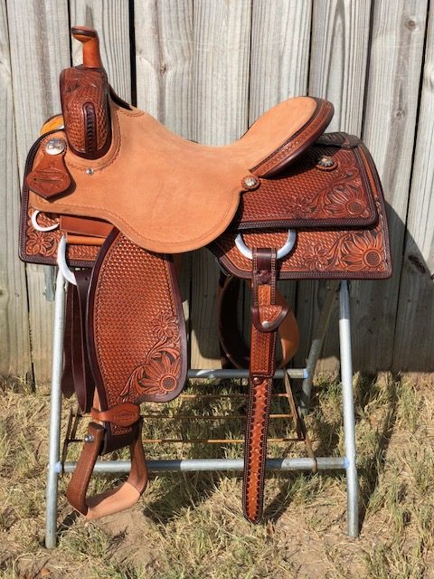 Custom Saddles – The Saddle House