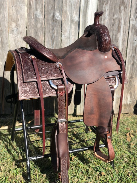 Custom Saddles – The Saddle House