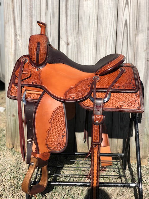 Custom Saddles – The Saddle House