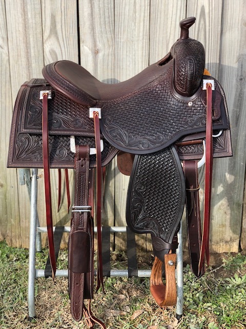 Custom Saddles – The Saddle House