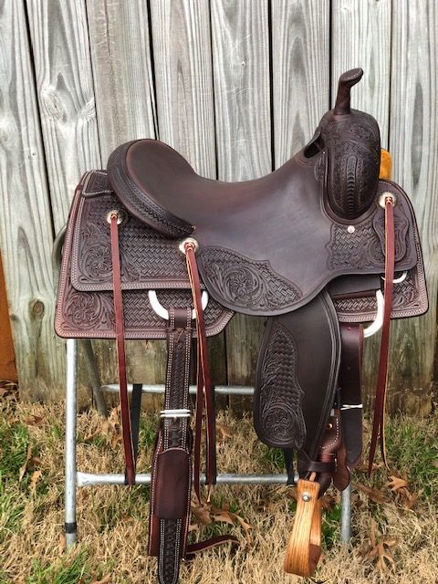 Custom Saddles – The Saddle House