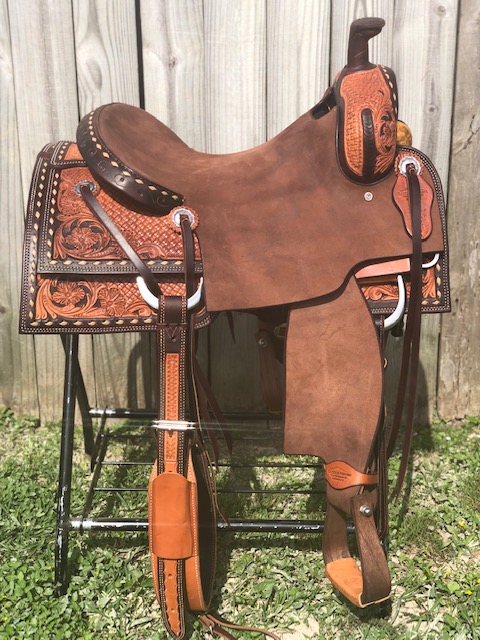 Custom Saddles – The Saddle House