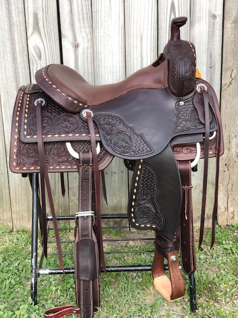 Custom Saddles – The Saddle House