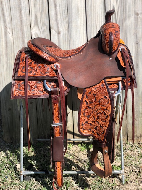 Custom Saddles – The Saddle House