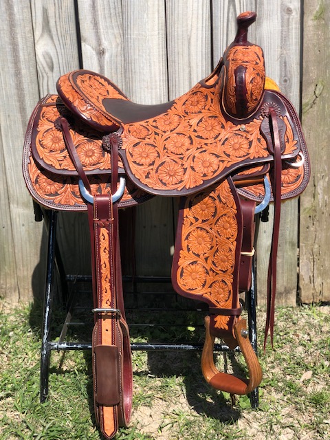 Custom Saddles – The Saddle House