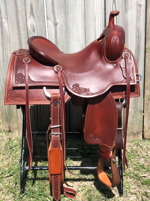 Custom Saddles – The Saddle House