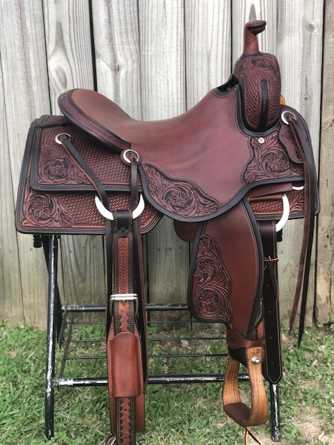 Custom Saddles – The Saddle House