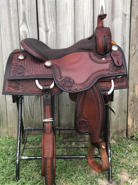 Custom Saddles – The Saddle House