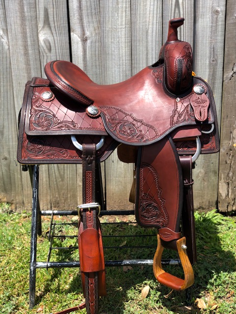 Custom Saddles – The Saddle House
