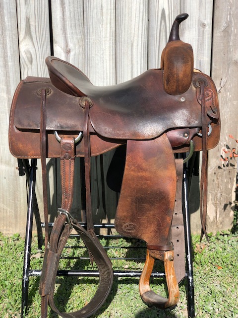 Custom Saddles – The Saddle House