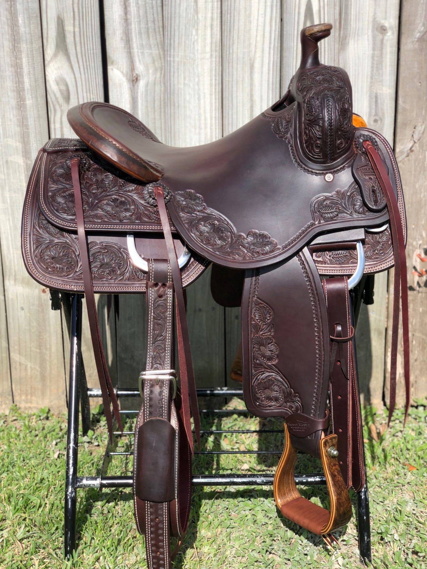 Custom Saddles – The Saddle House