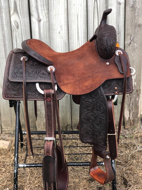 Custom Saddles – The Saddle House